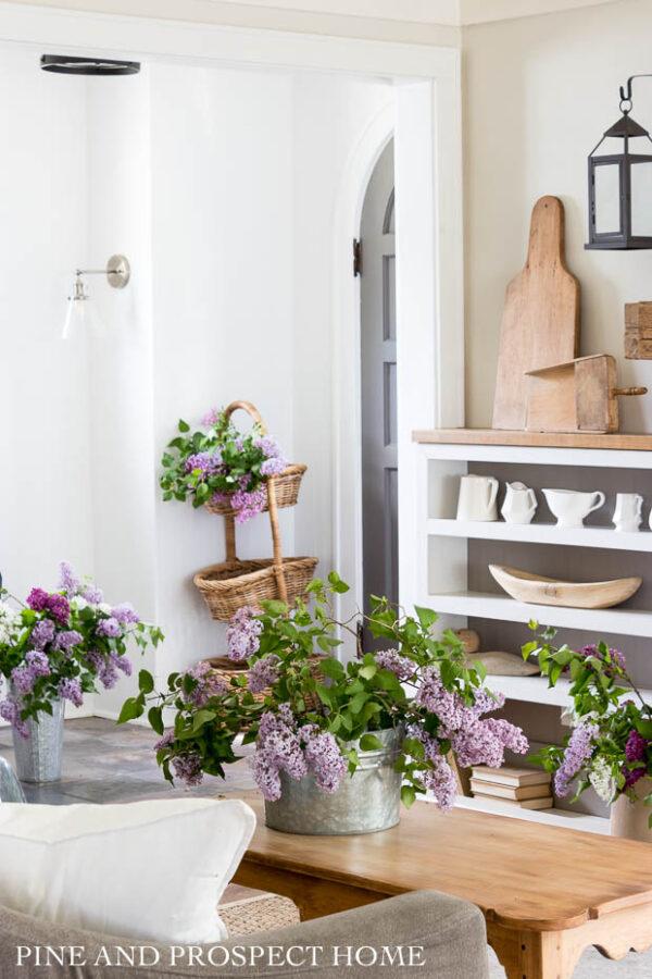 Decorating With Lilacs Like A Pro: What To Know Before You Cut Them ...