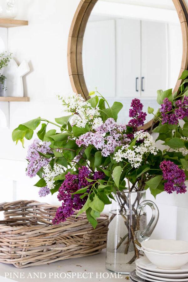 Decorating With Lilacs Like A Pro: What To Know Before You Cut Them ...