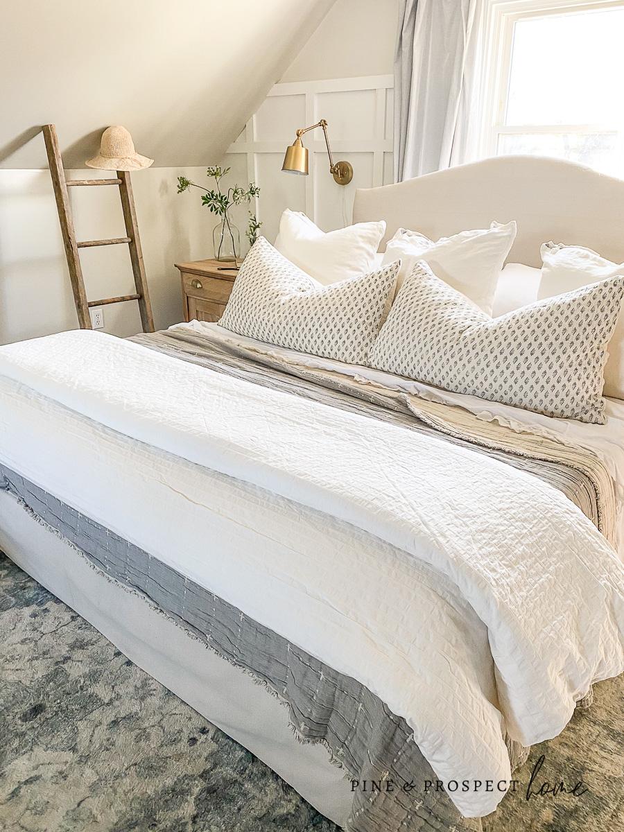 7 Simple Steps to a Cozy, Beautifully Layered Bed - Pine and Prospect Home