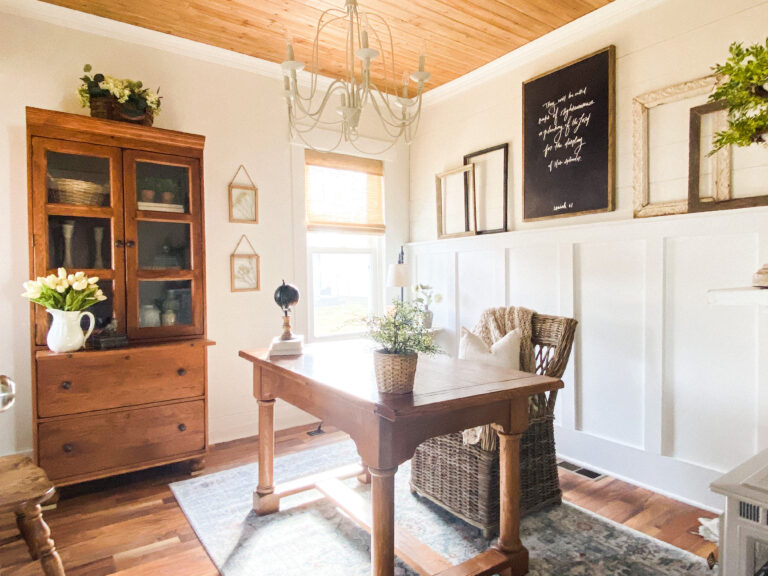 Simple and Cozy Cottage Home Tour: Amy Fritz Share The Love Series ...