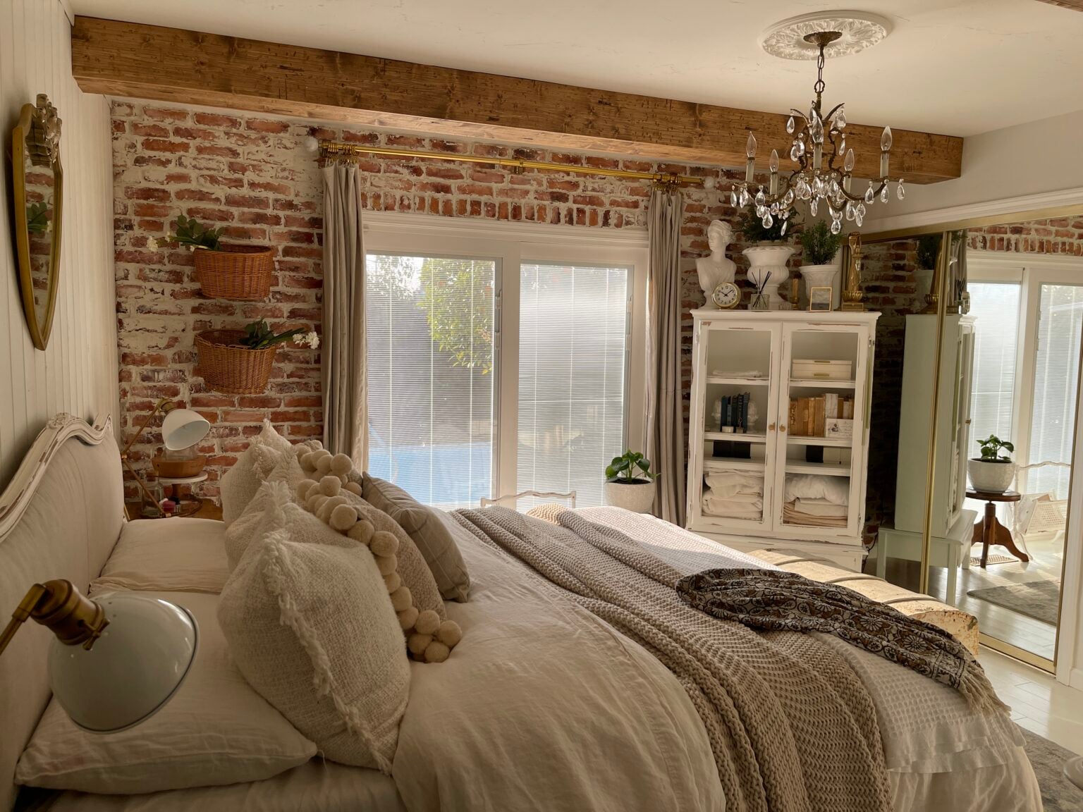 Vintage Modern Cottage Home Tour - Pine and Prospect Home