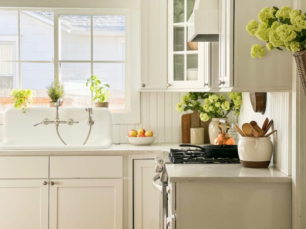 Simple and Cozy Cottage Home Tour: Amy Fritz Share The Love Series ...